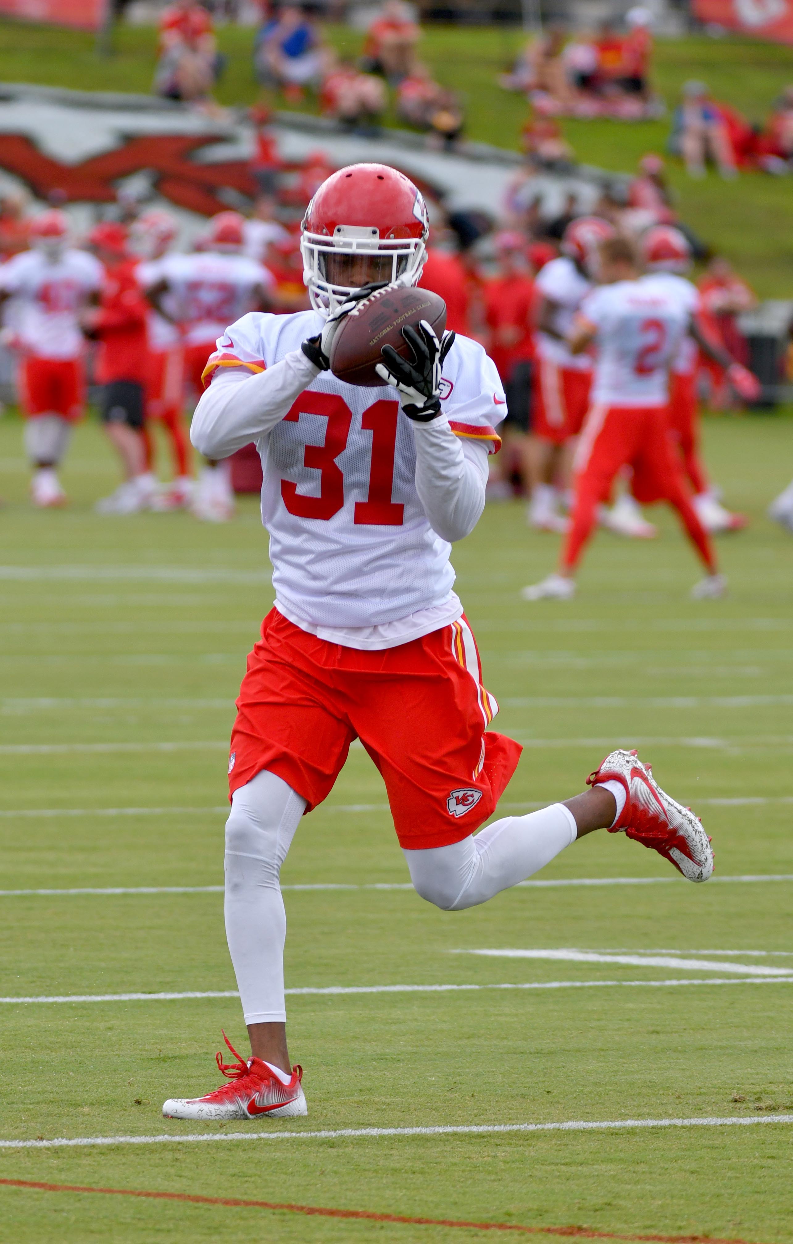 Cardinals Acquire Marcus Cooper From Chiefs